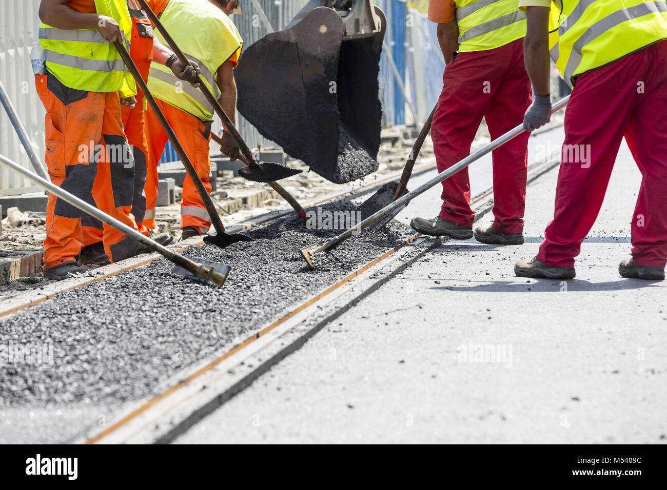 Repairing railroad car hi-res stock photography and images - Alamy