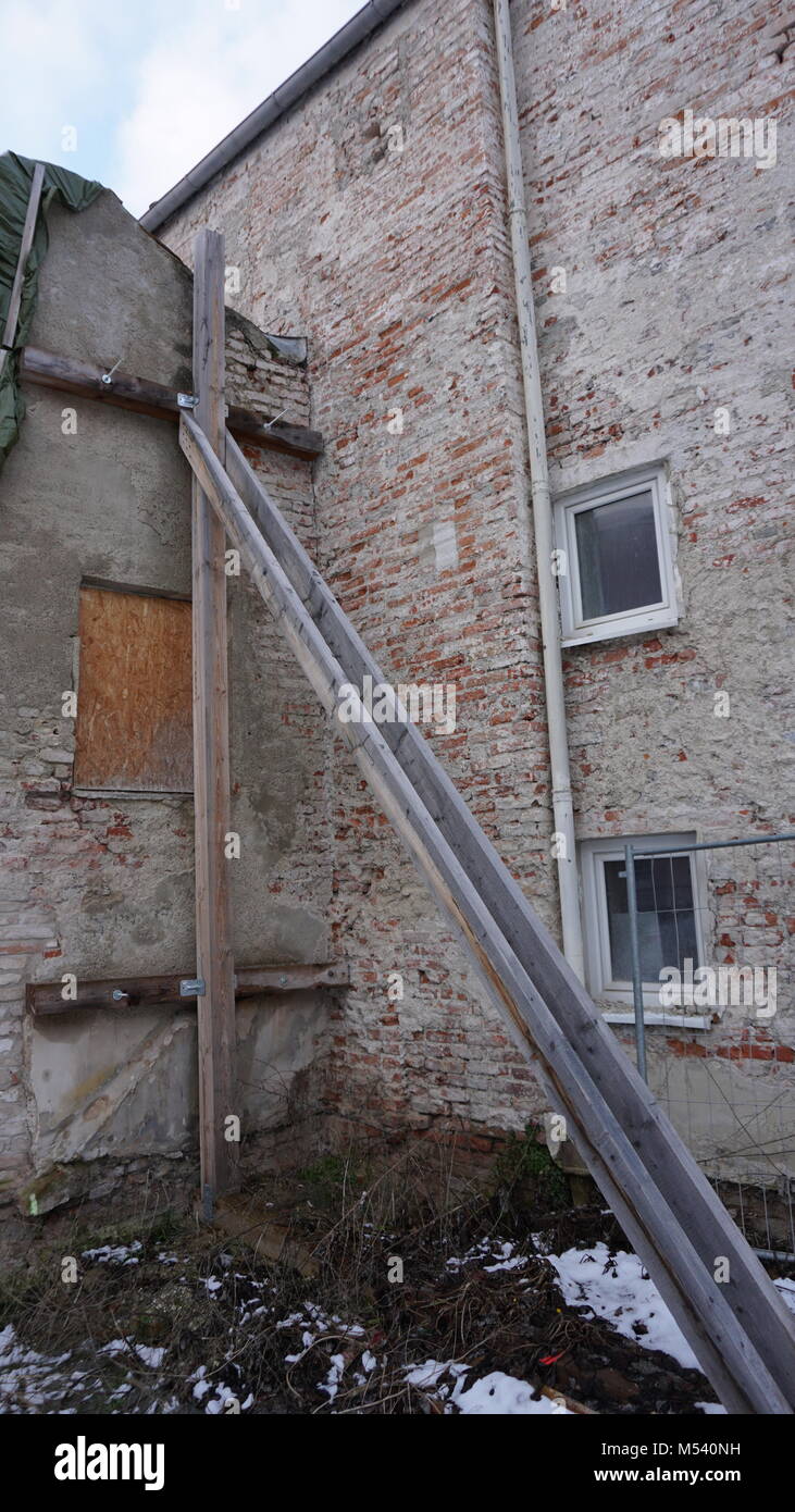 Dingolfing Bayern Bauruine Stock Photo - Alamy