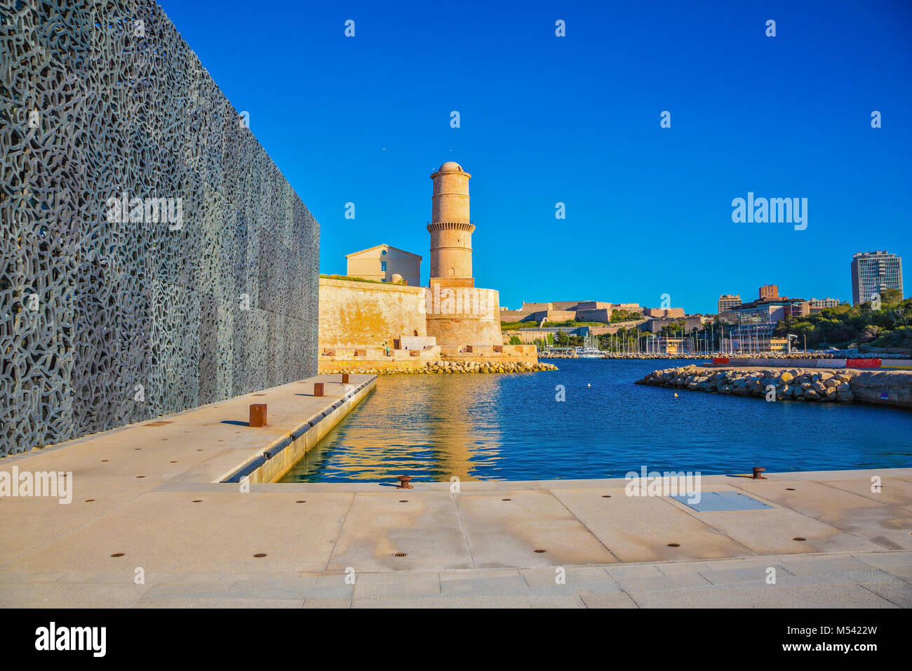 Water fort hi-res stock photography and images - Alamy