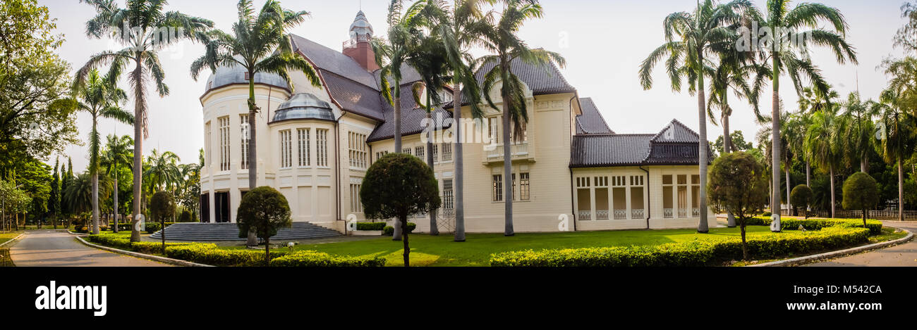 Beautiful Landscape and Architecture (with sunflare) of Phra ...