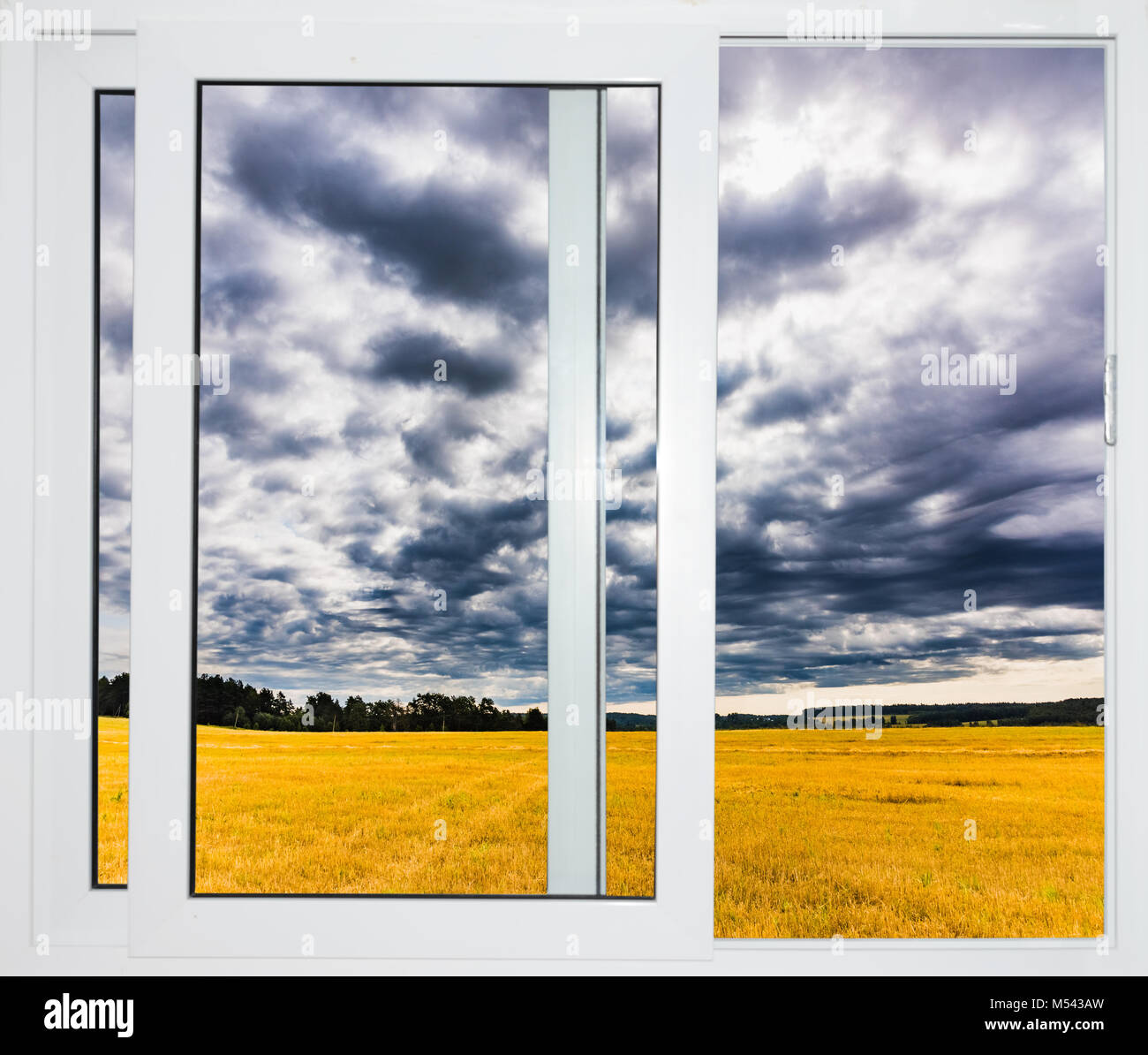 Light through window curtains hi-res stock photography and images - Alamy