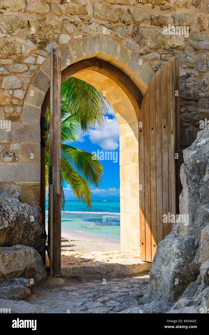 arch in the fortress view of the Caribbean Sea Stock Photo - Alamy