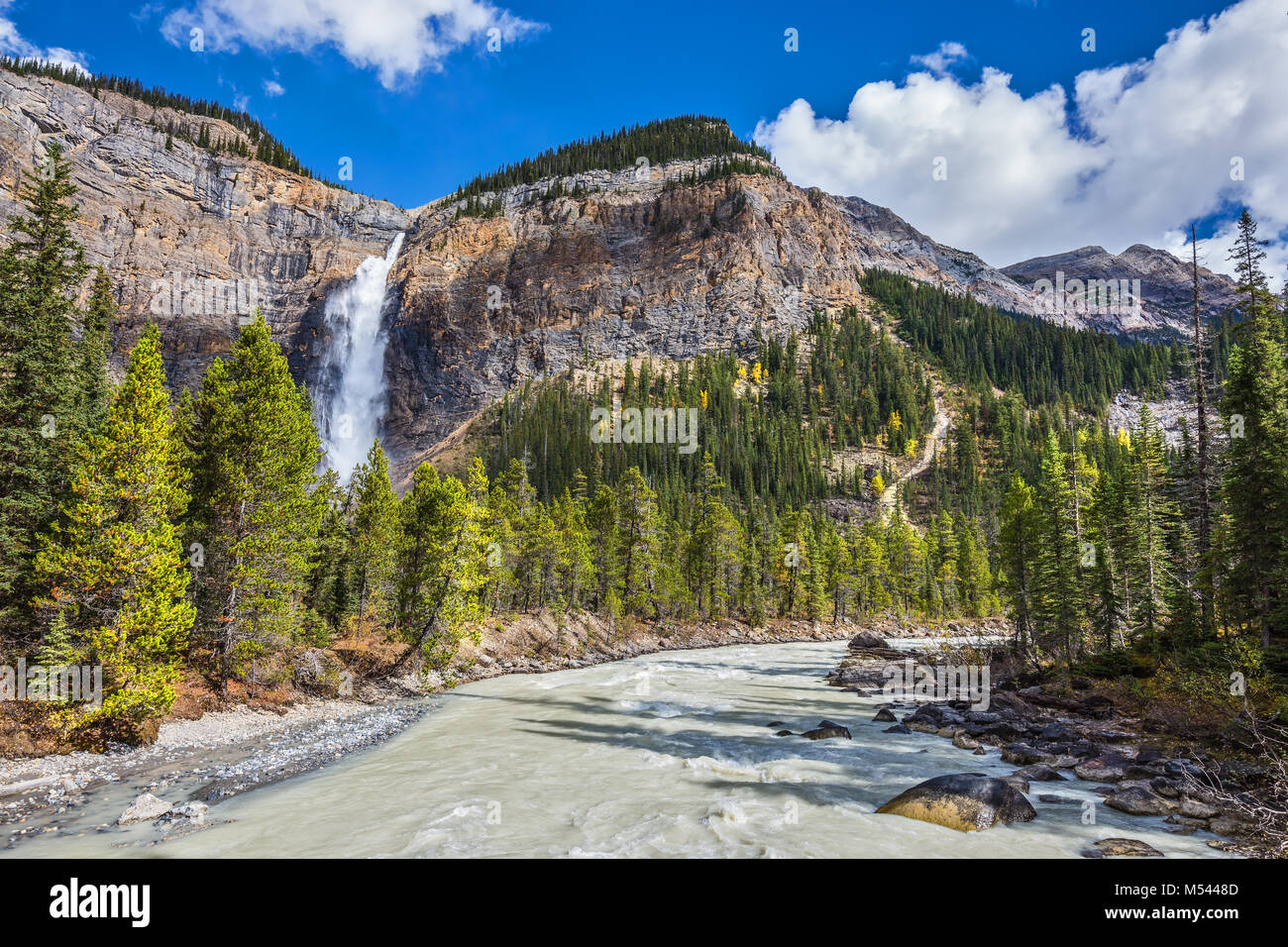 Autumn water flow of pearl color Stock Photo - Alamy