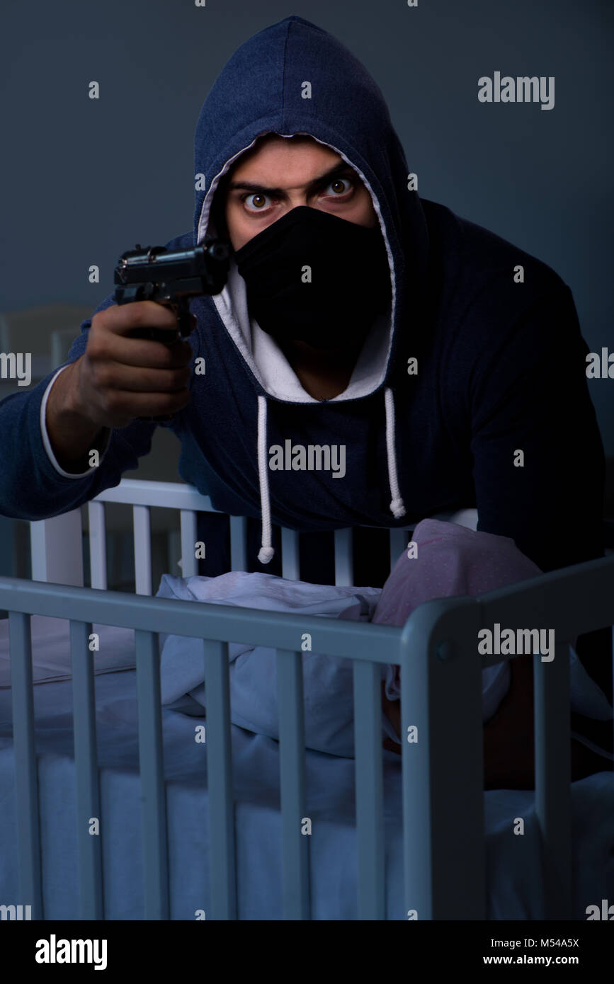 Kidnap child night hi-res stock photography and images - Alamy