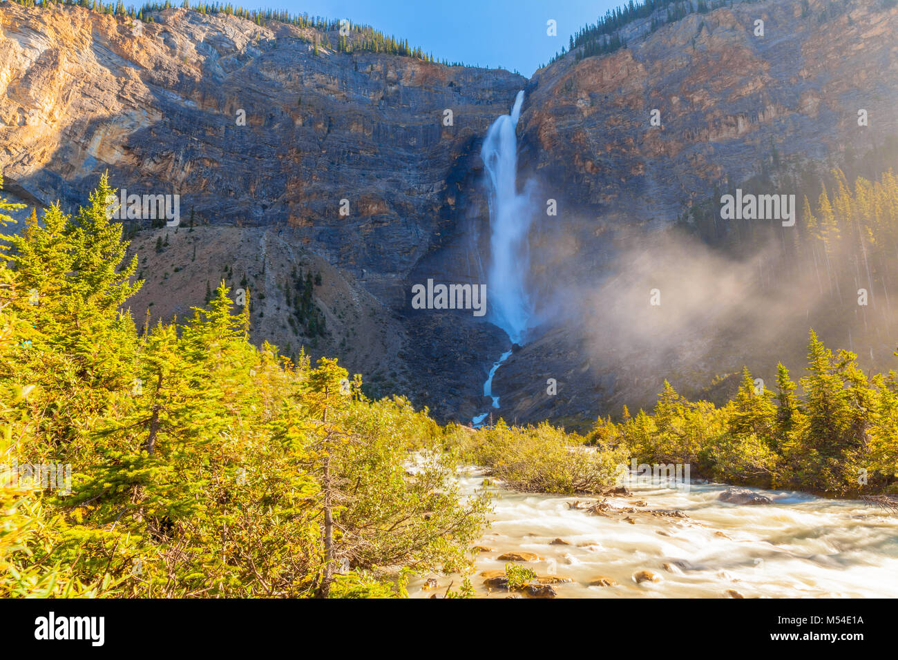 Takakkaw falls Yoho National Park Stock Photo - Alamy