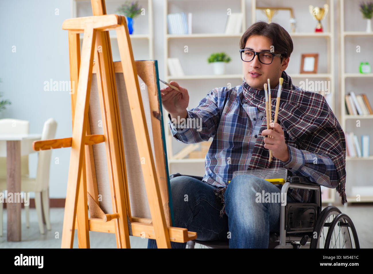 Handicapped artist hi-res stock photography and images - Alamy