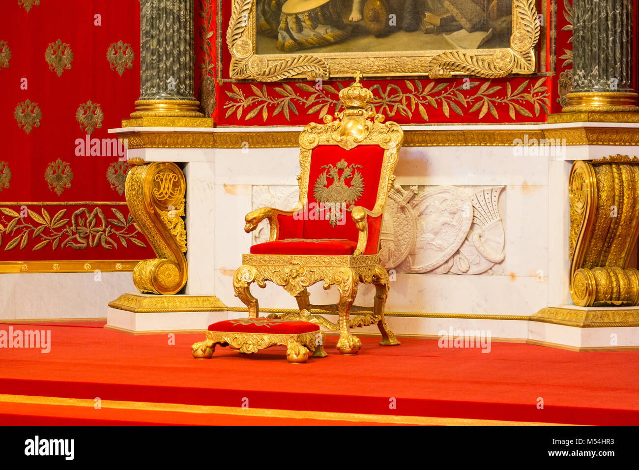 Small throne room hi-res stock photography and images - Alamy