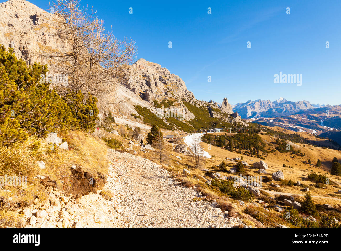 Siusi Alps path panoramic view with sun Stock Photo - Alamy