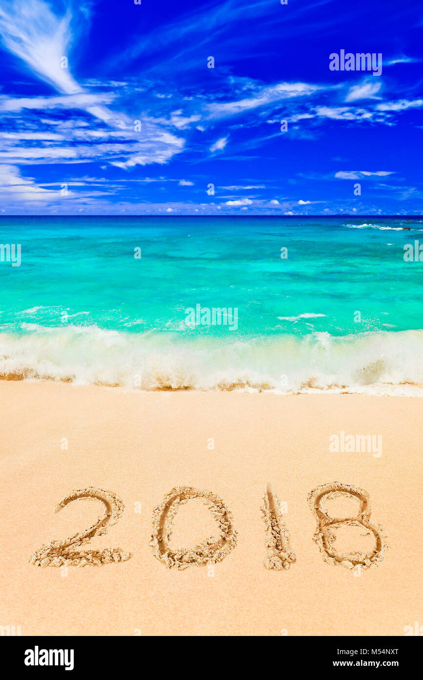 Numbers 2018 on beach Stock Photo - Alamy