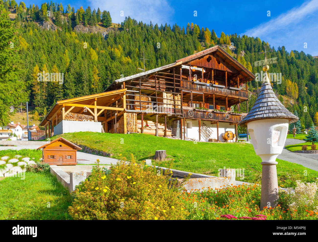Dolomite landscape in italian alps hi-res stock photography and images ...