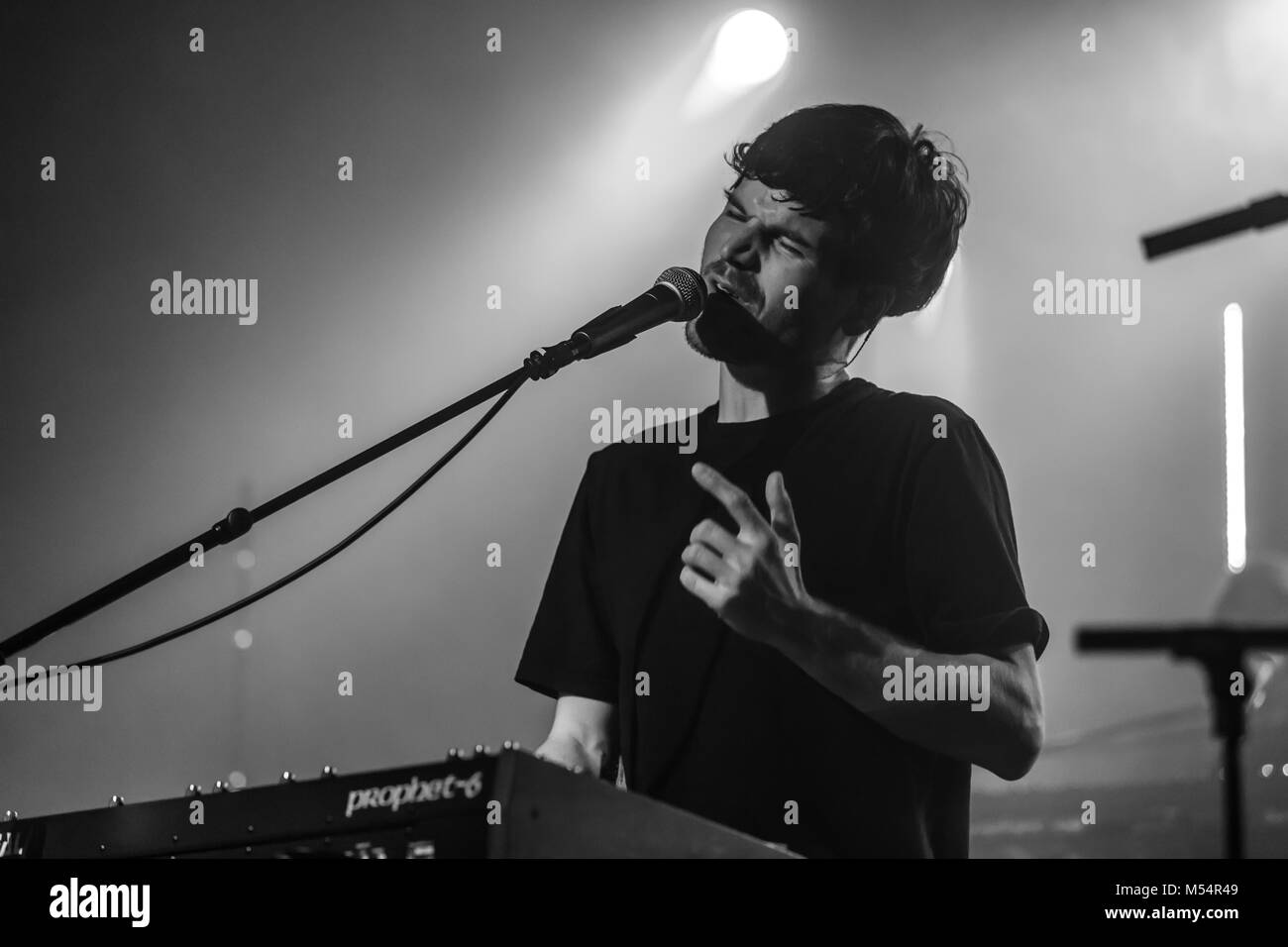 James hall singer Black and White Stock Photos & Images - Alamy