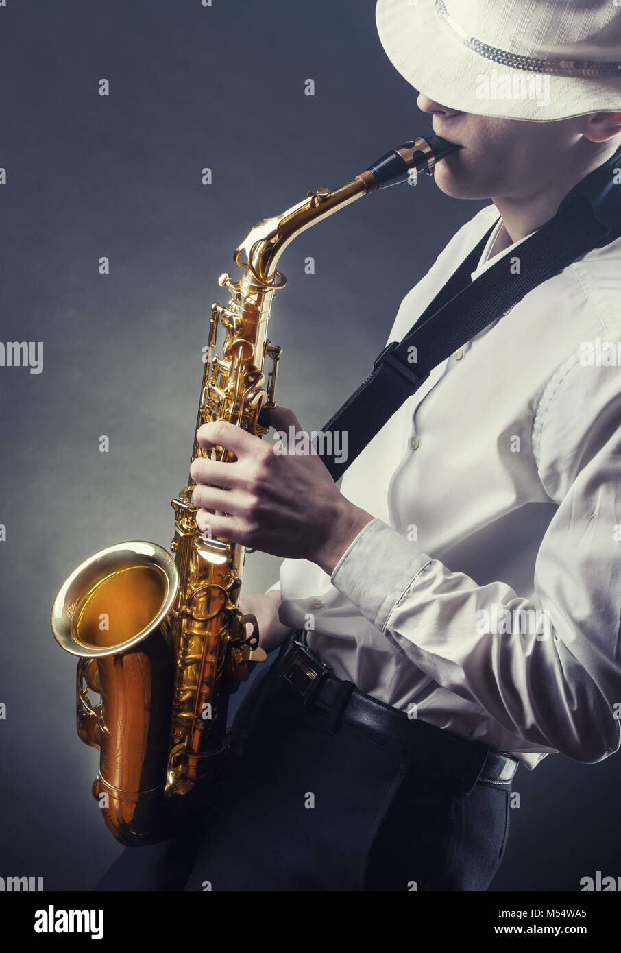 Male sax player hi-res stock photography and images - Alamy