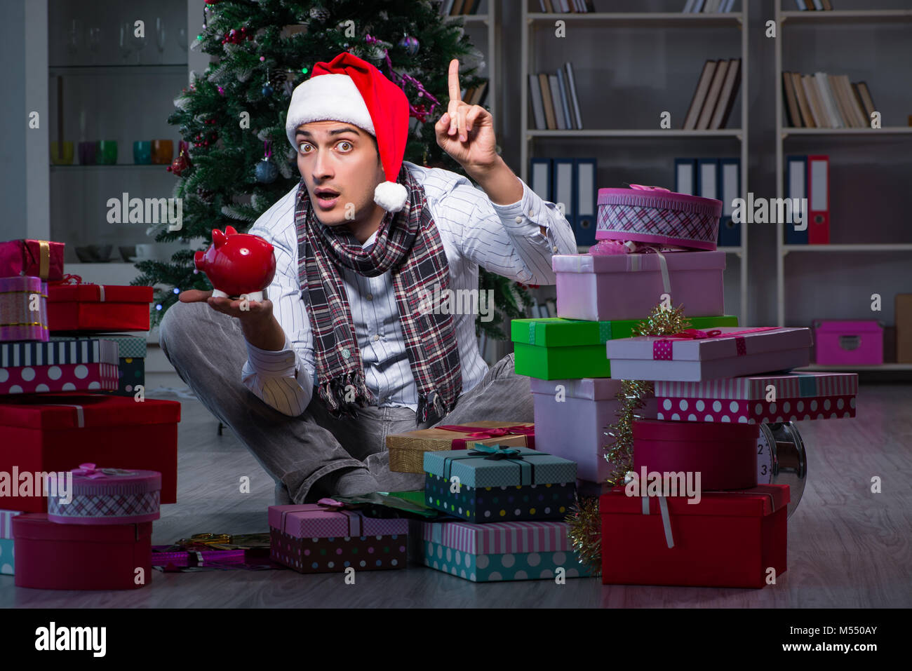 Affordable gifts hi-res stock photography and images - Alamy