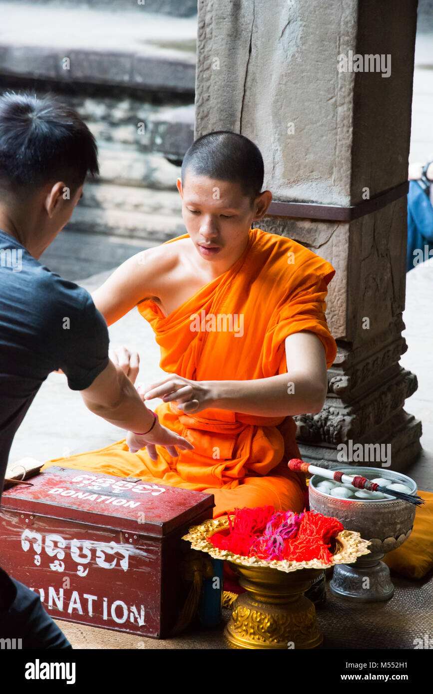 Blessing cords hi-res stock photography and images - Alamy
