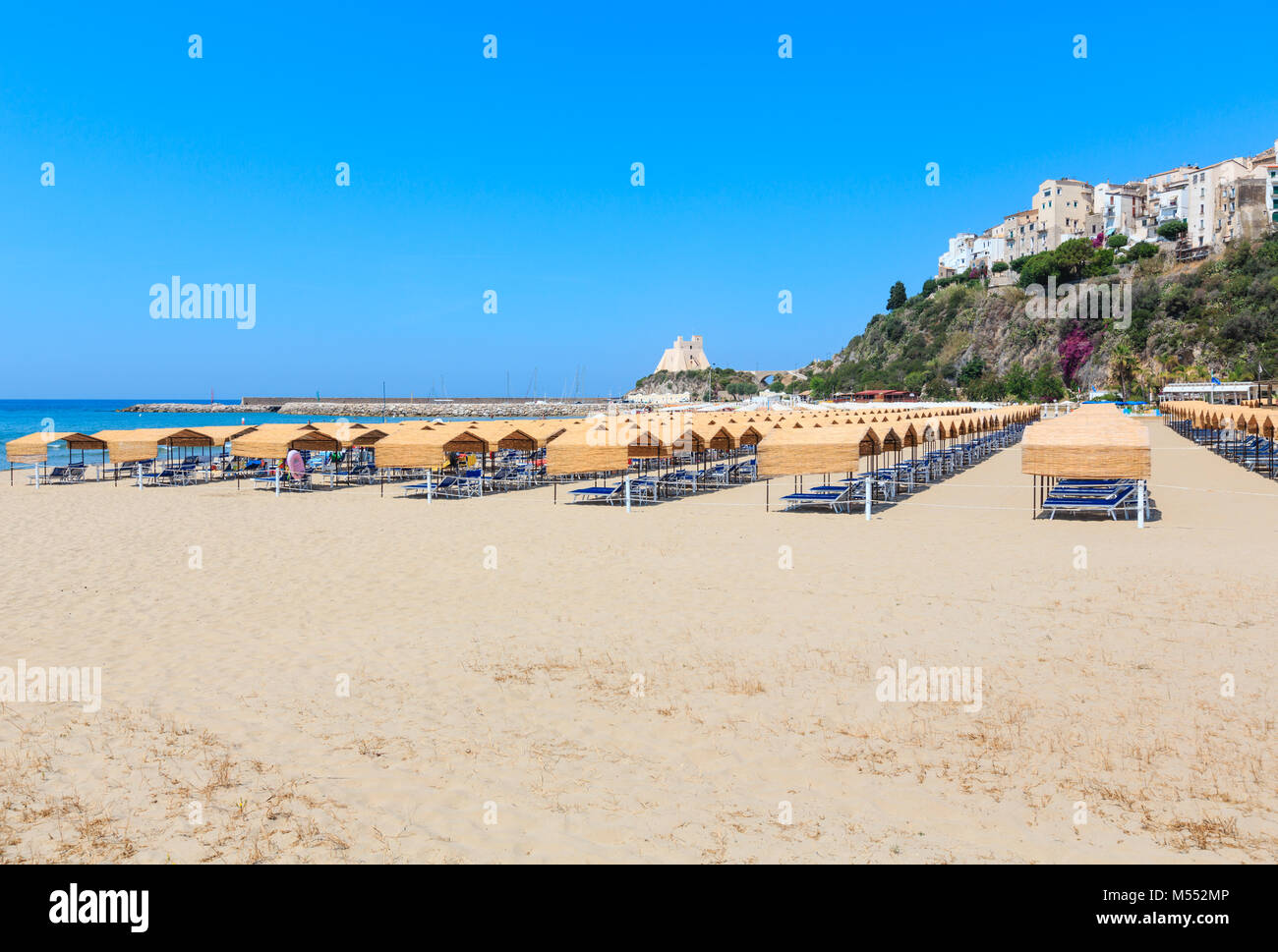 Sperlonga beach hi-res stock photography and images - Alamy