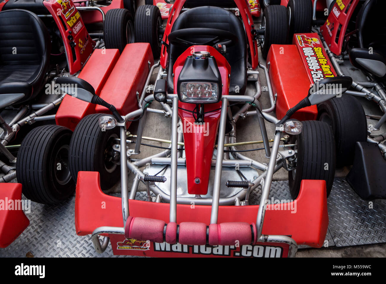 Mario karts tokyo hi-res stock photography and images - Alamy