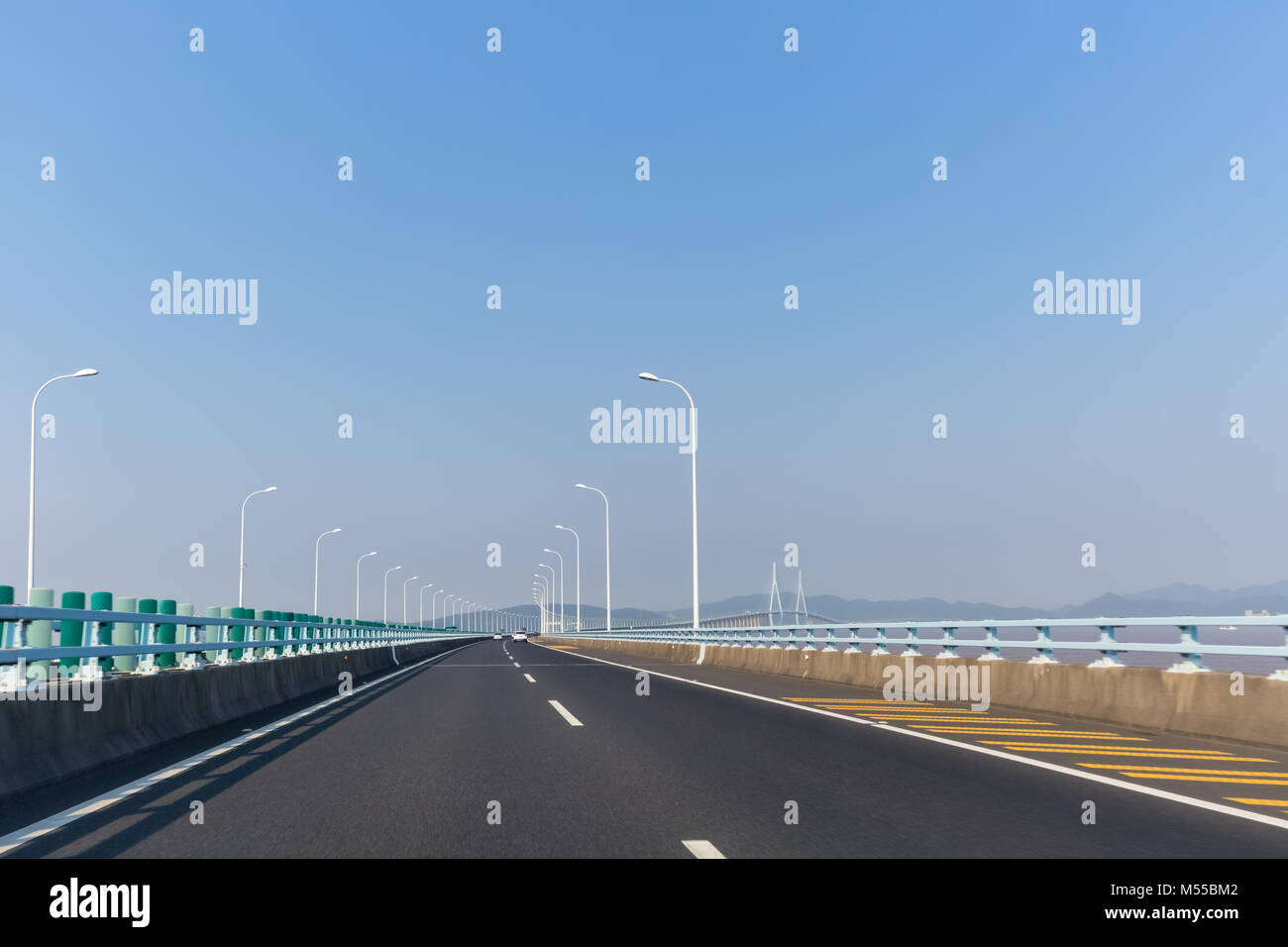 Zhoushan cross sea bridge hi-res stock photography and images - Alamy