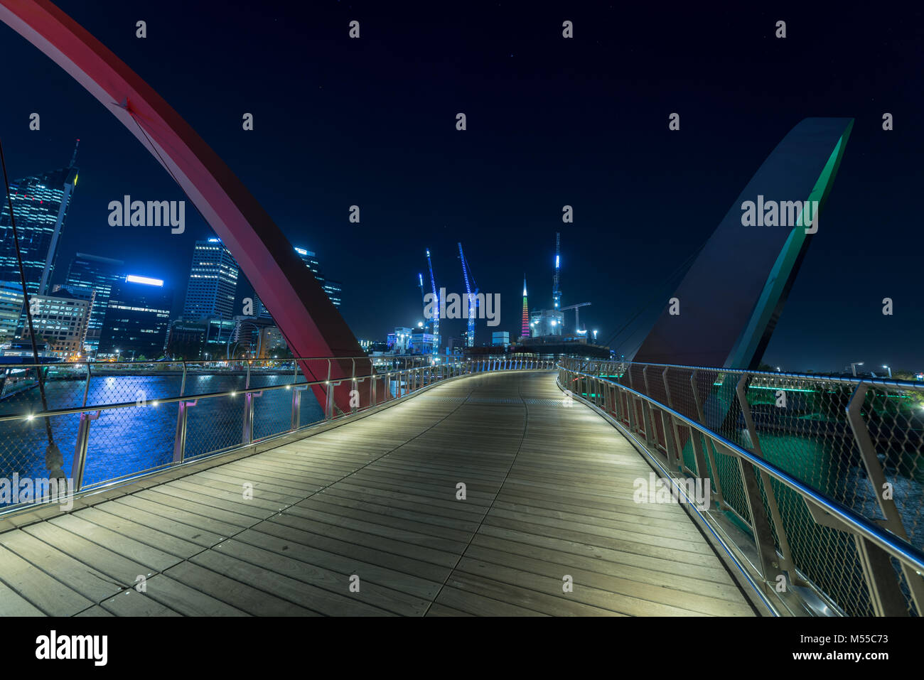 Elizabeth quay bridge at night hi-res stock photography and images - Alamy