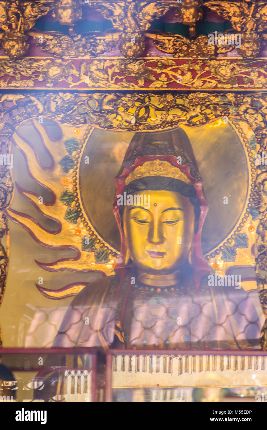 Guanyin temple taipei hi-res stock photography and images - Alamy