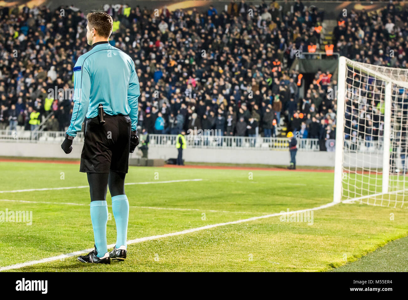 Assistant referees hi-res stock photography and images - Alamy