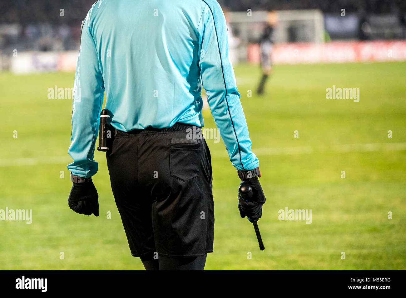 Assistant referees hi-res stock photography and images - Alamy