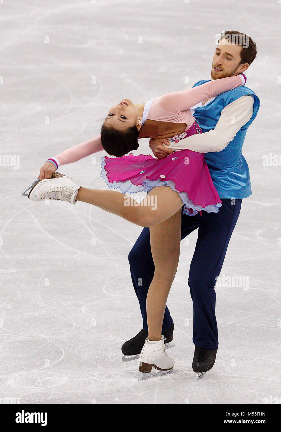 Gangneung, South Korea. 20th Feb, 2018. Figure skaters Yura Min and ...