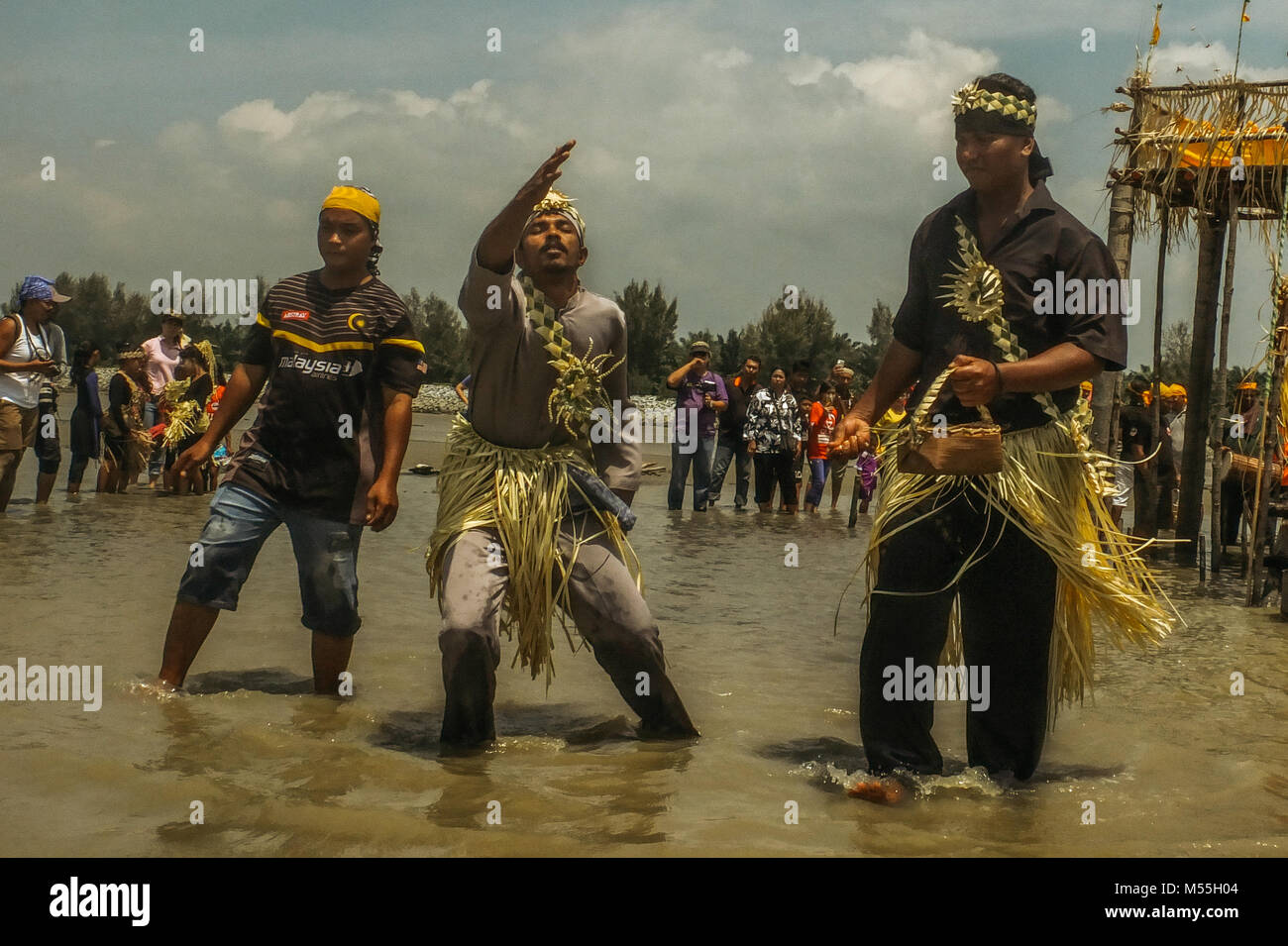 Mah meri tribe hi-res stock photography and images - Alamy