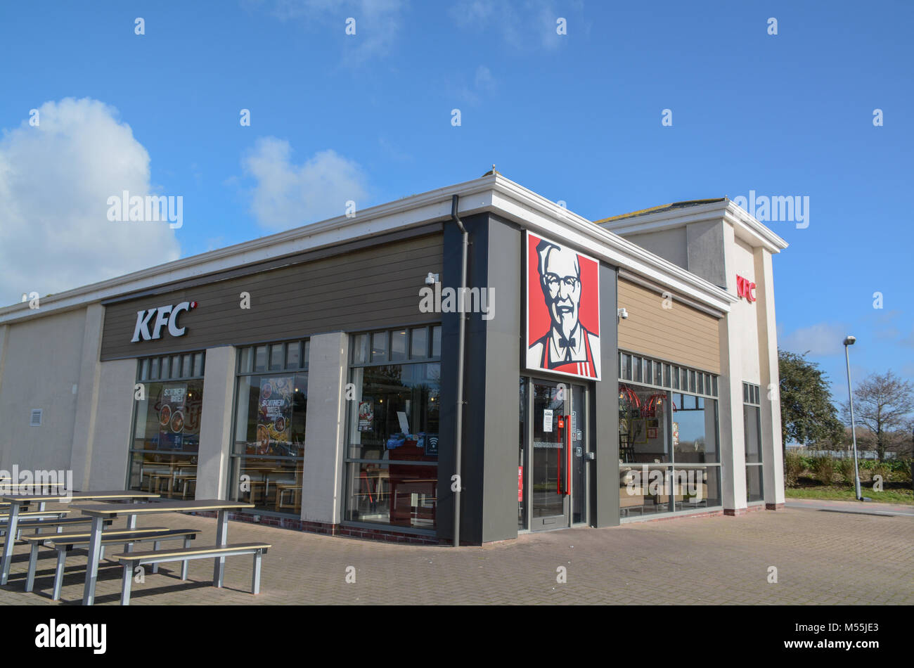 Kfc open hi-res stock photography and images - Alamy