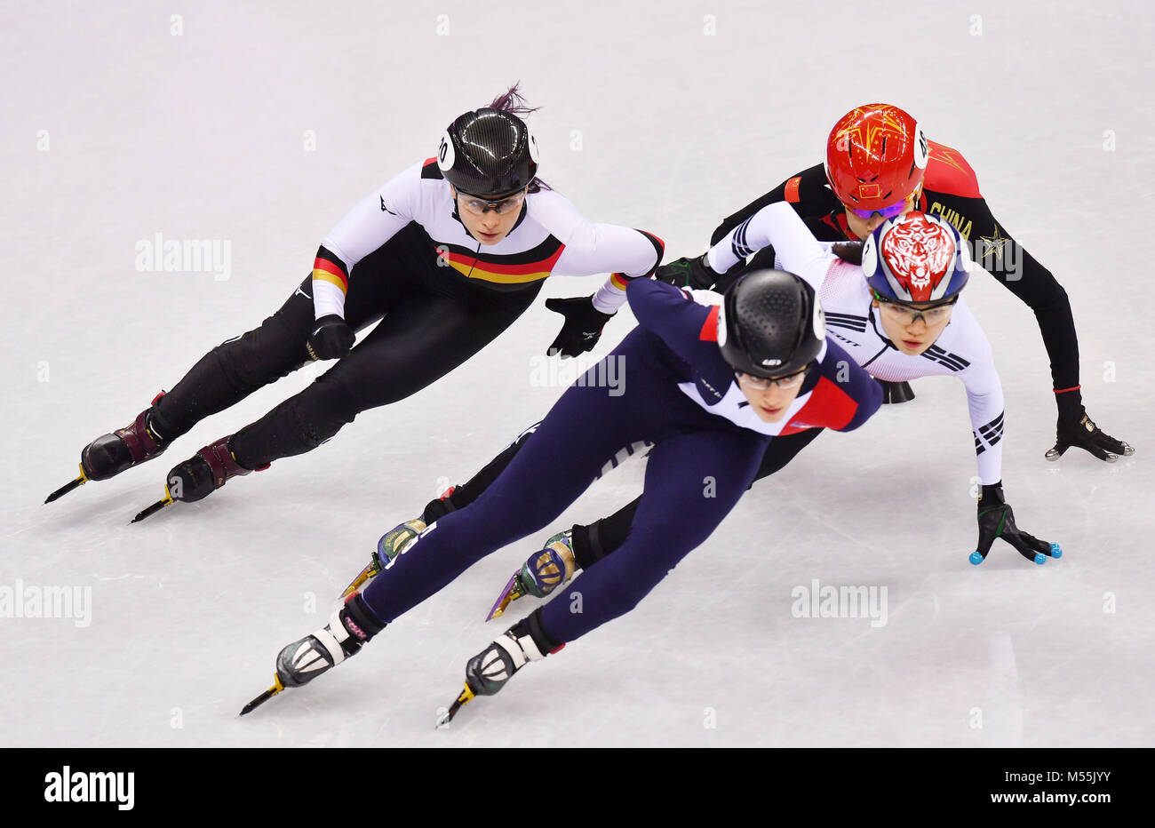 Yutong han hi-res stock photography and images - Alamy