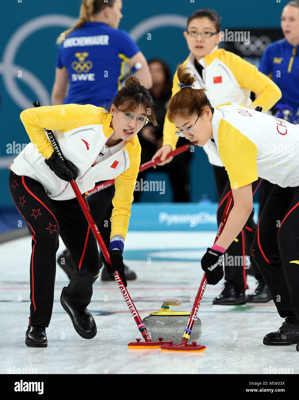 Pyeongchang, South Korea. 21st Feb, 2018. China's Ma Jingyi (L, Front ...