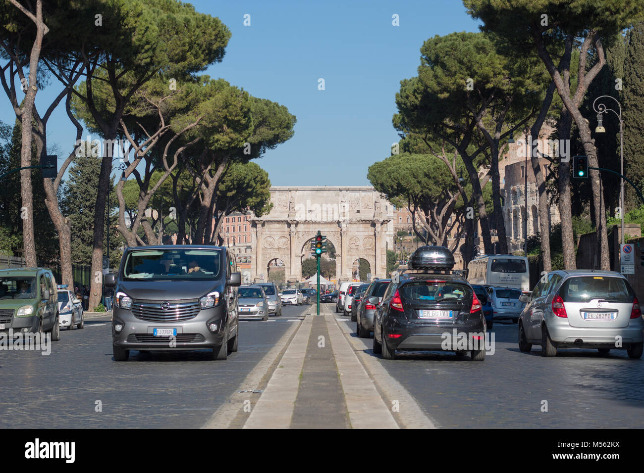 Arch of constantine side view hi-res stock photography and images - Alamy