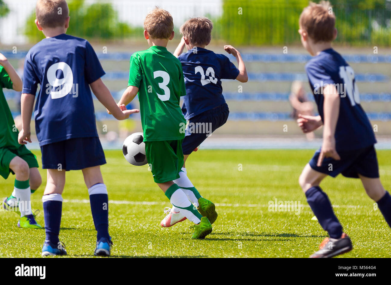 Green team hi-res stock photography and images - Alamy