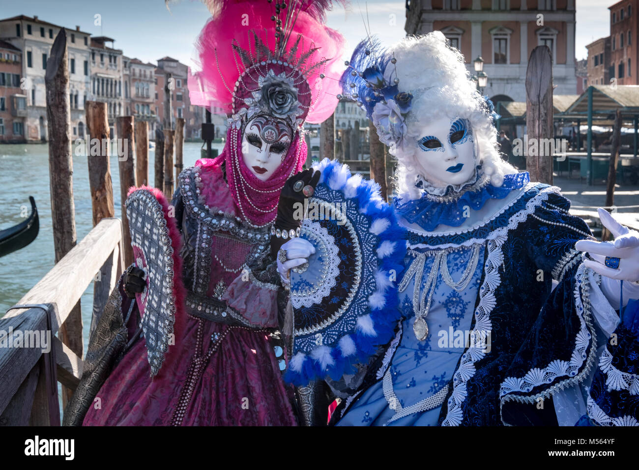 Masked ladies hi-res stock photography and images - Alamy
