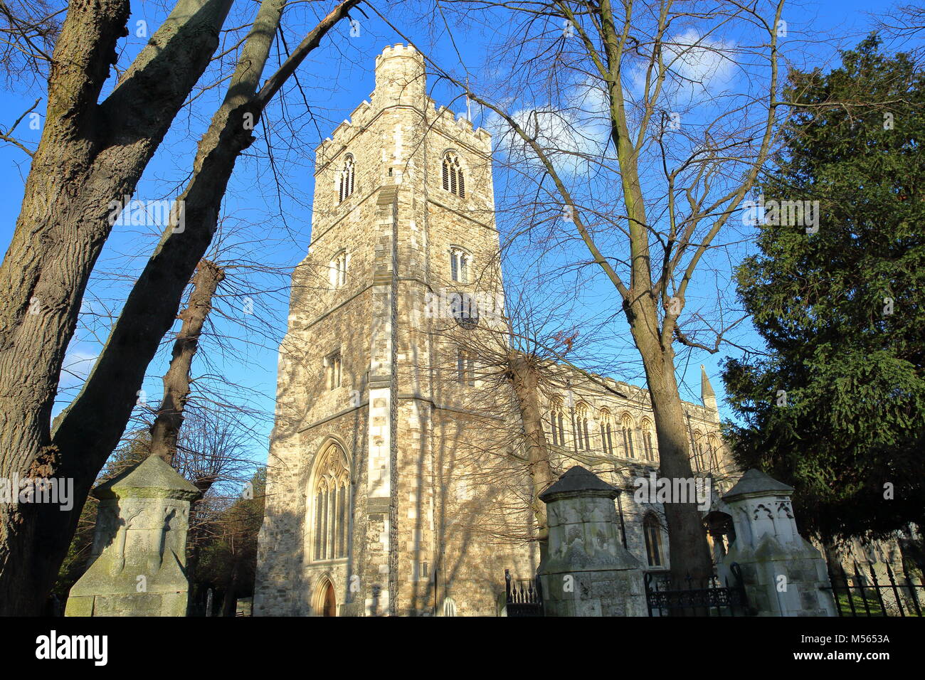 Fulham church hi-res stock photography and images - Alamy