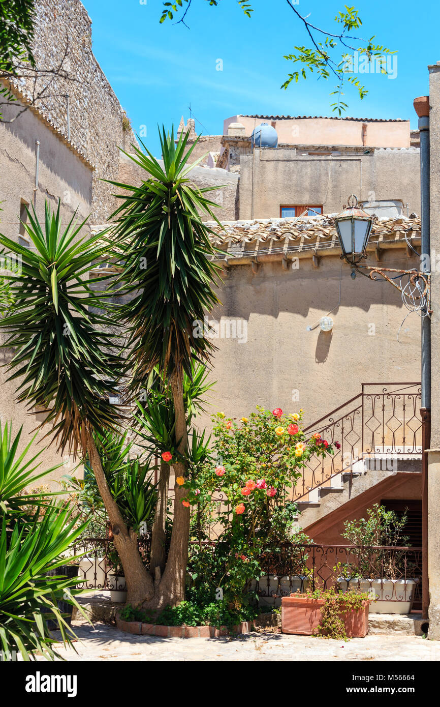 Erice street, Sicily, Italy Stock Photo - Alamy