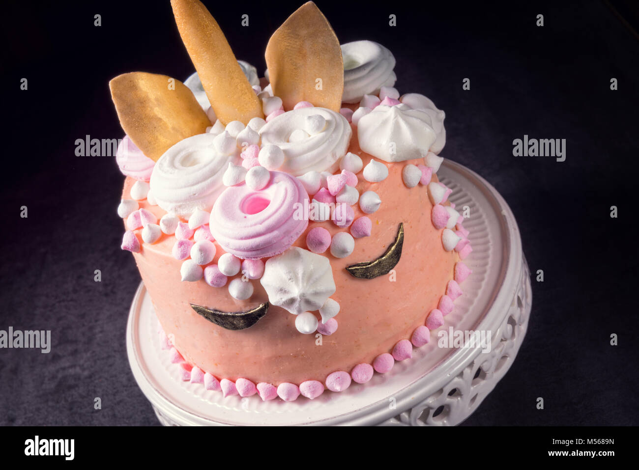 kids birthday cake Stock Photo - Alamy
