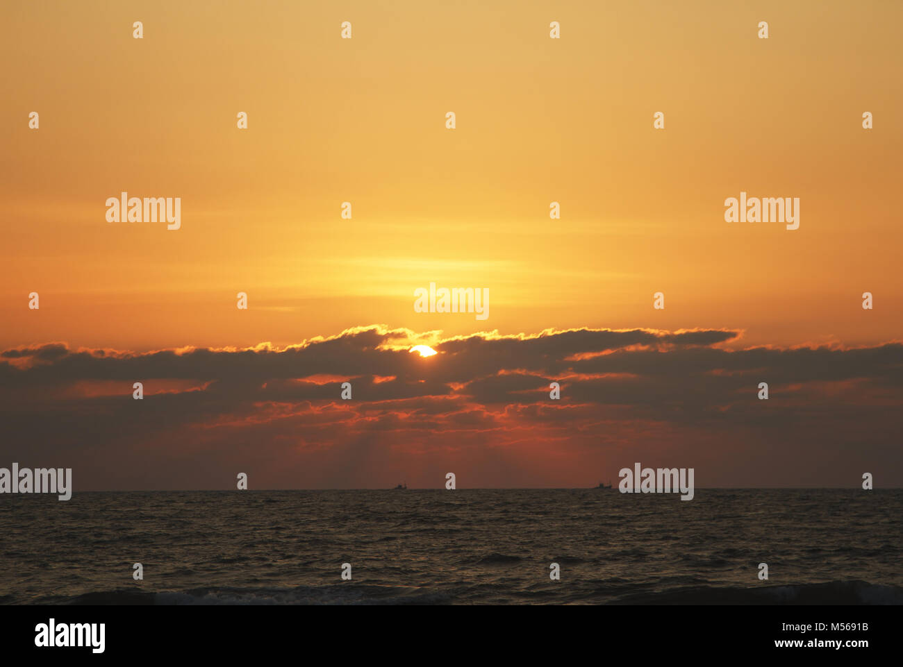 Evening scene hi-res stock photography and images - Alamy