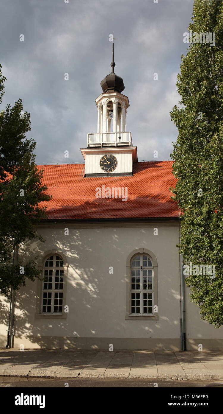 Clock on a church hi-res stock photography and images - Alamy