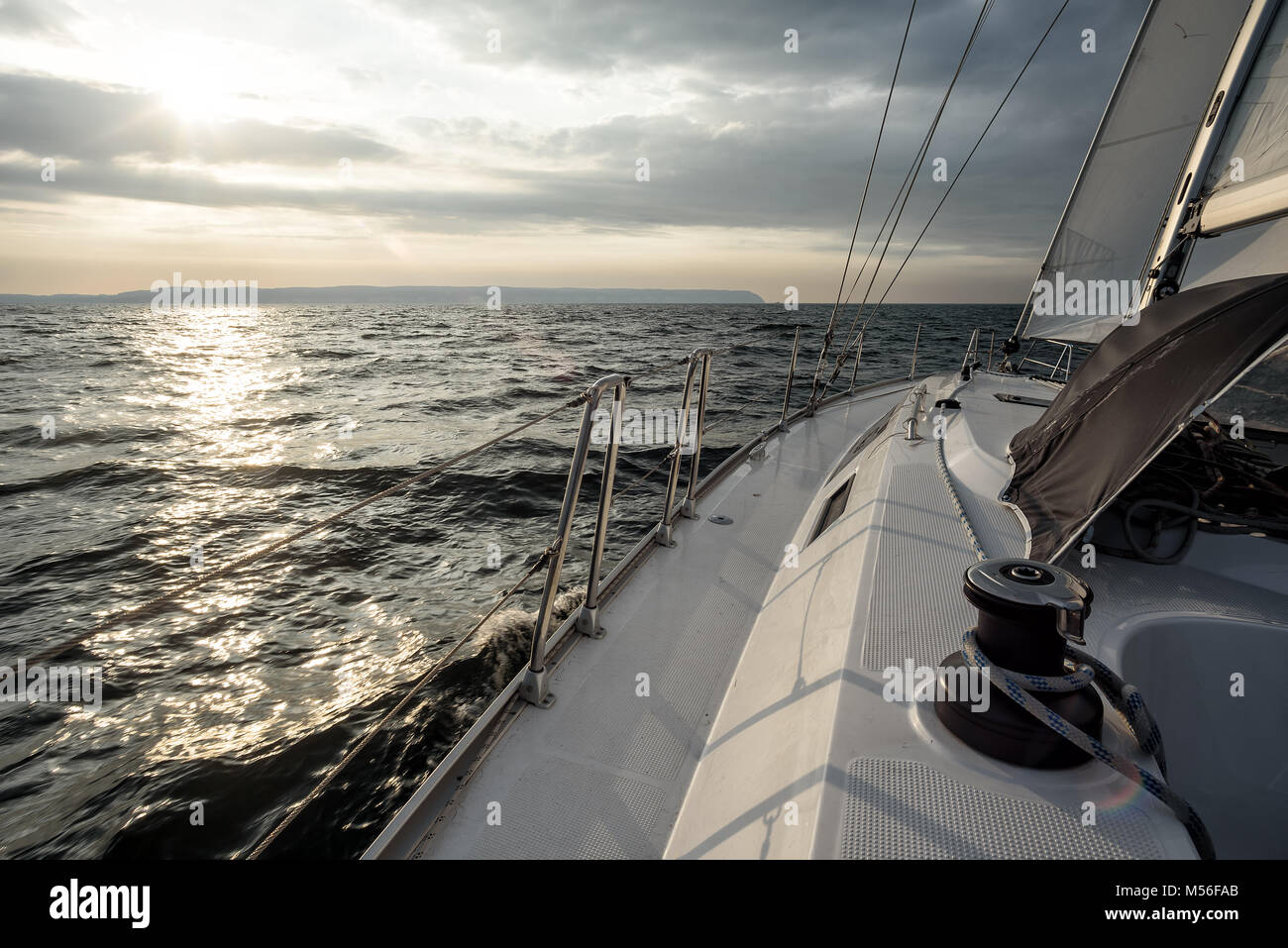 sailing yacht on the ocean Stock Photo - Alamy