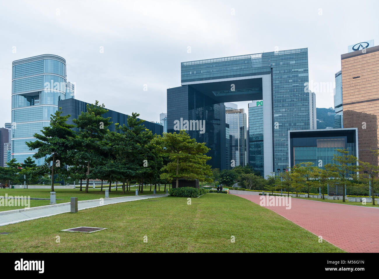 Headquarters of the government of hong kong hi-res stock photography ...