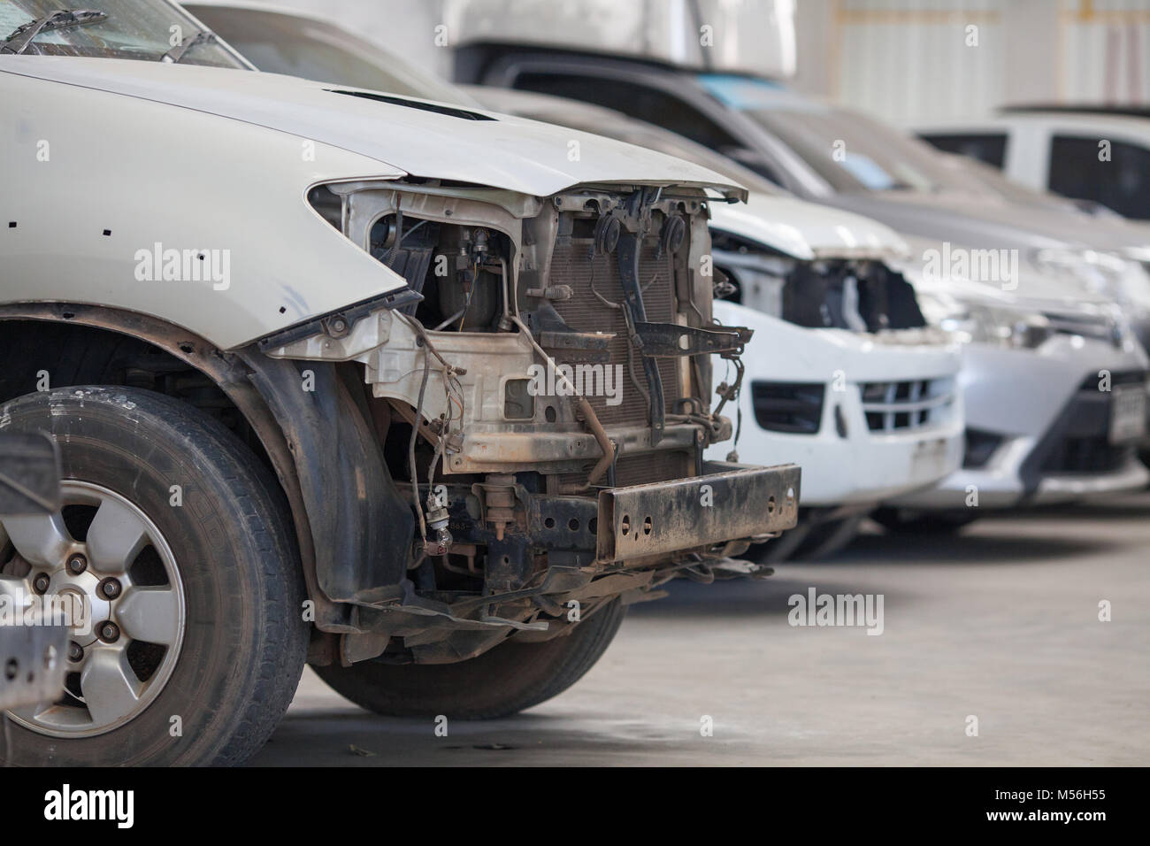 Car repair station in garage prepared for repair Stock Photo - Alamy