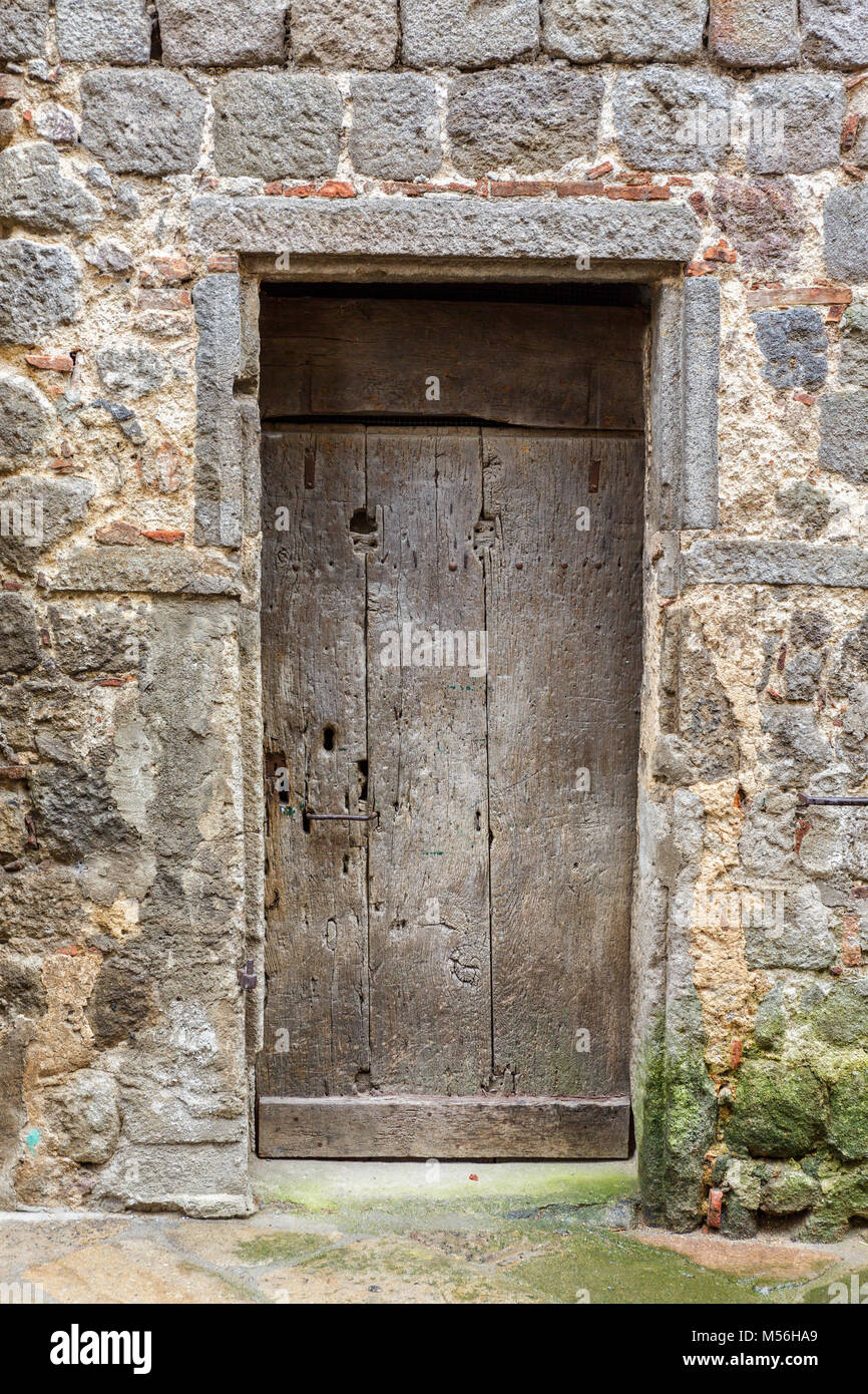 Old worn door hi-res stock photography and images - Alamy