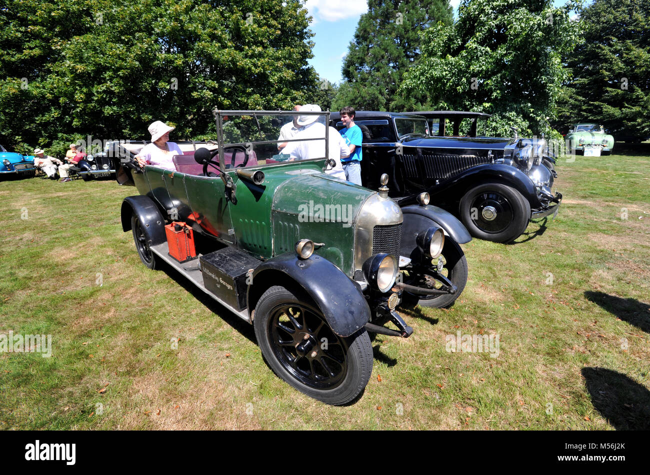 Bullnose morris vintage car hi-res stock photography and images - Alamy