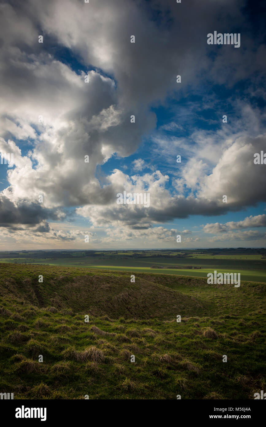 Hackpen Hill on The Ridgeway near Avebury, Wiltshire, UK Stock Photo ...