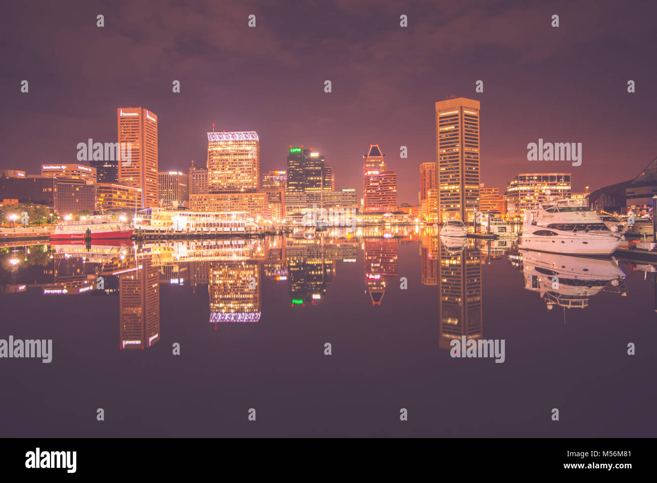 Baltimore skyline hi-res stock photography and images - Alamy
