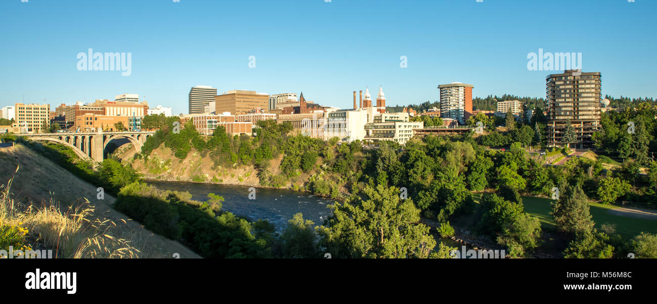 spokane washington city skyline and streets Stock Photo - Alamy