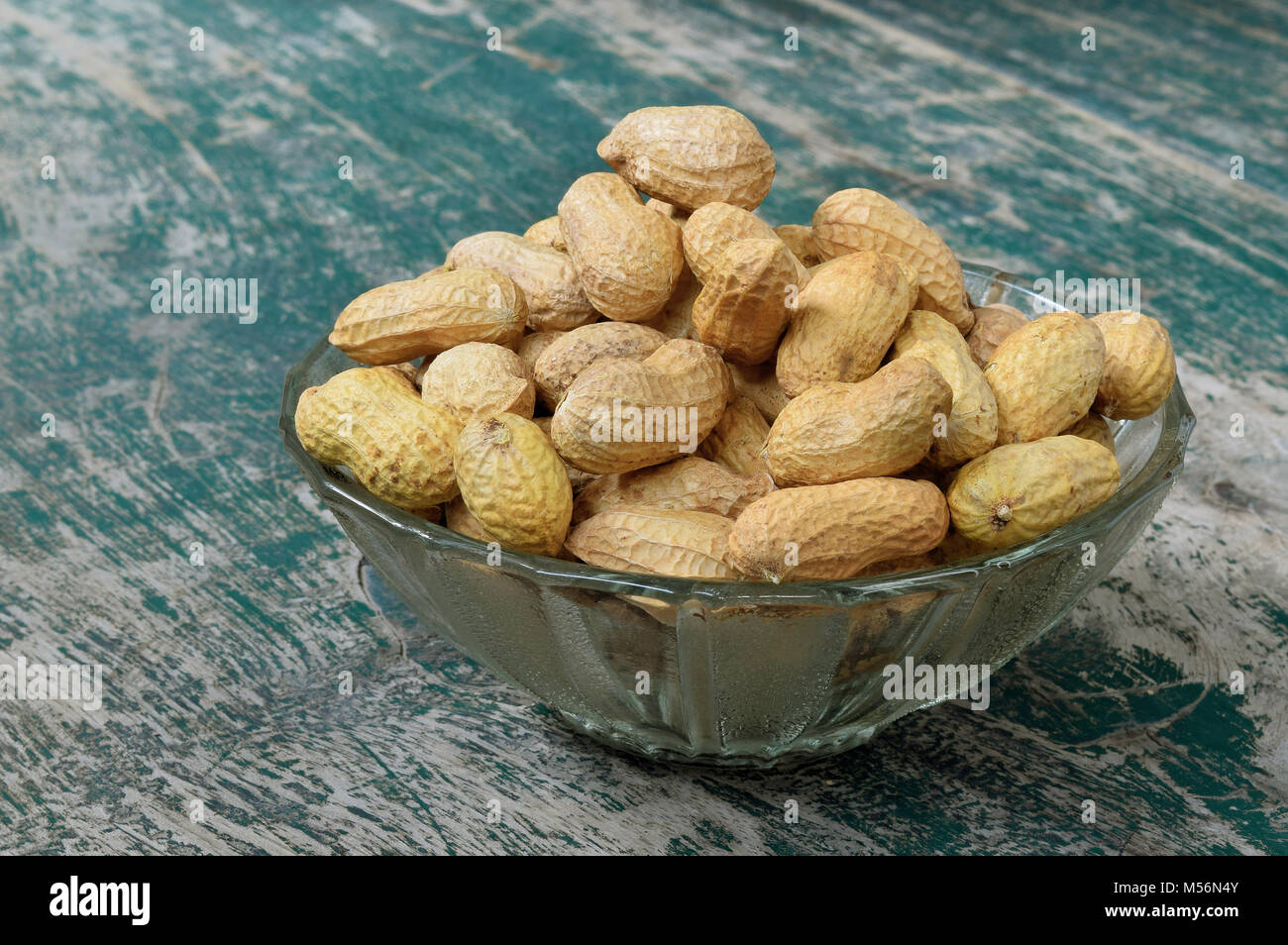 Peanuts wallpapers hi-res stock photography and images - Alamy