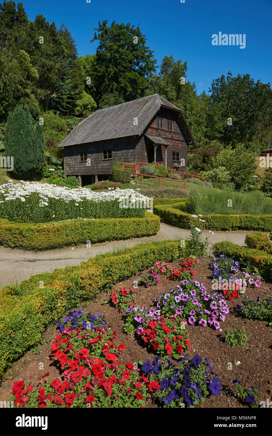 German house chile hi-res stock photography and images - Alamy