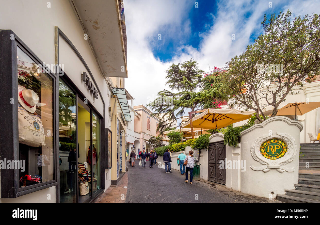 Shopping di capri hi-res stock photography and images - Alamy