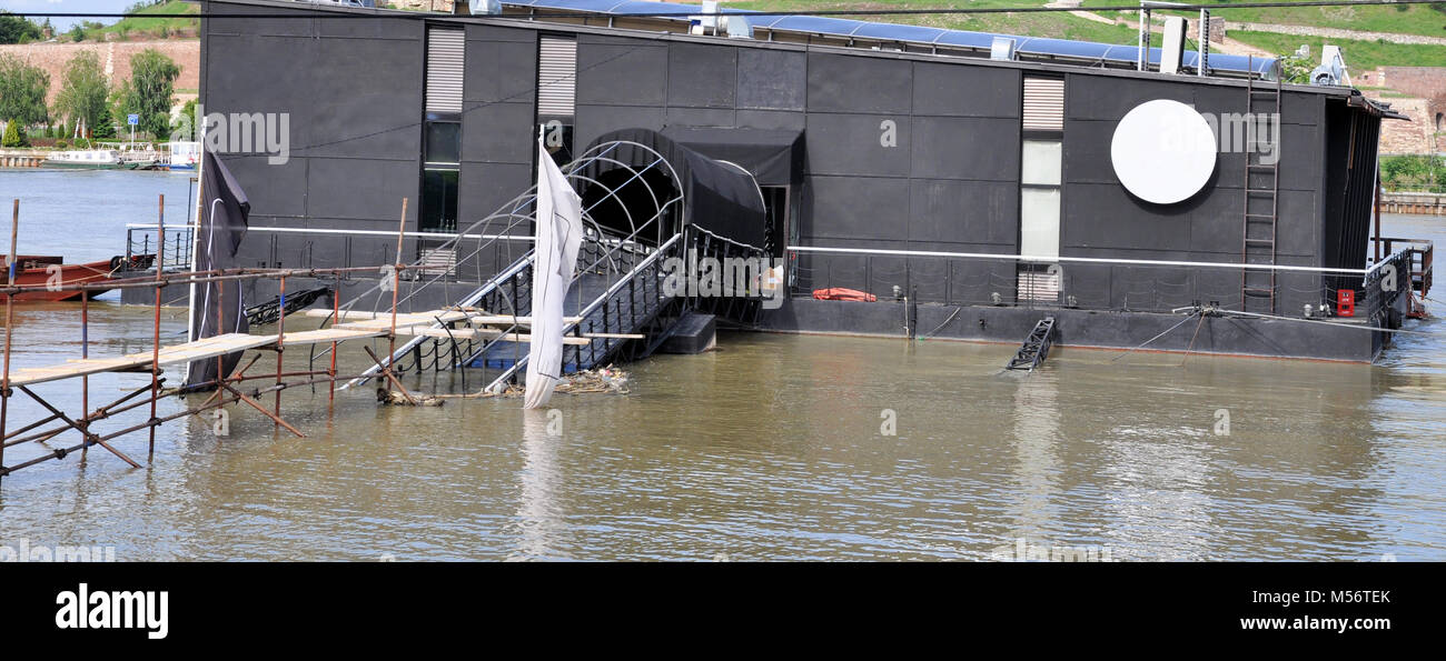 Steam Flooding High Resolution Stock Photography and Images - Alamy